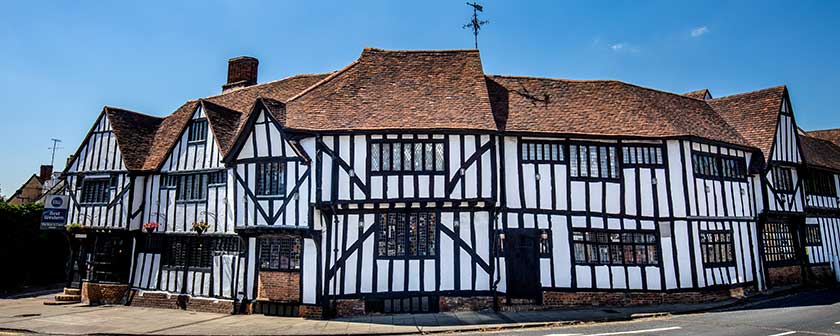 Colchester Zoo Hotel - The Rose and Crown Hotel